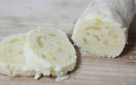 Šišky s mákem - potato dumplings with poppy seed - Czechology