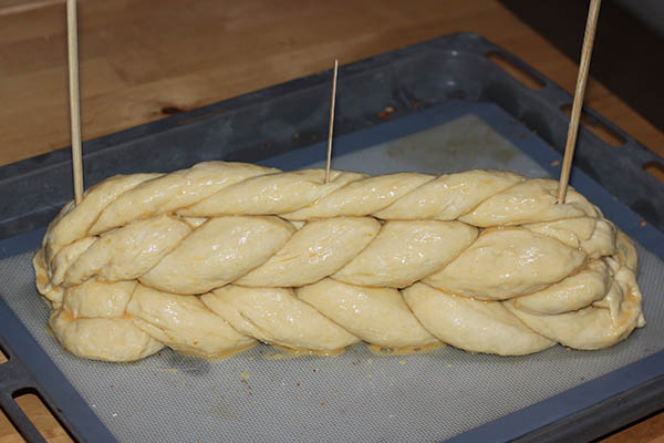 Vánočka, the amazing Christmas pastry - Czechology