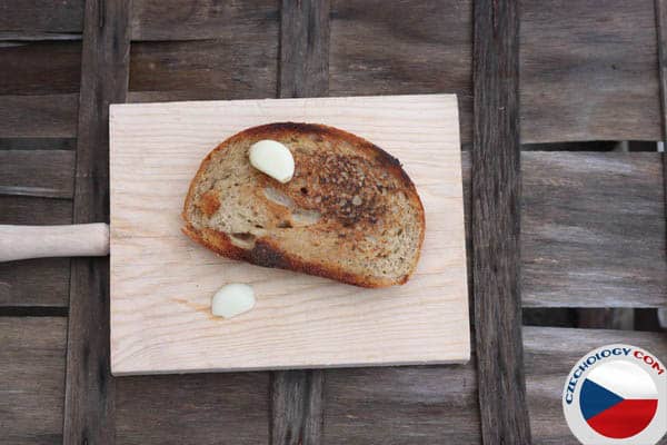 Topinka - History and Present of Czech Fried Bread - Czechology