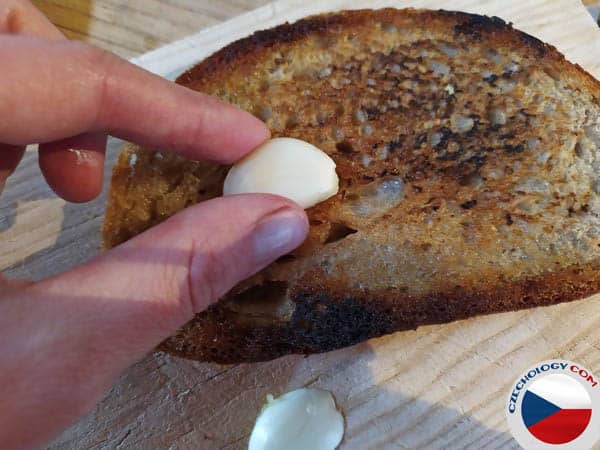 Topinka - History and Present of Czech Fried Bread - Czechology