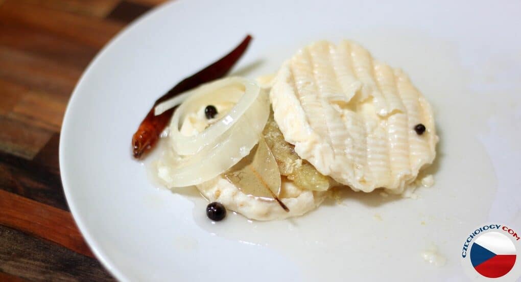 Nakládaný Hermelín - Czech Marinated Cheese - Czechology