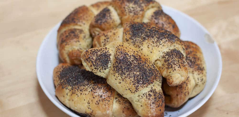 Loupáčky - Czech Poppy Seed Rolls - Czechology