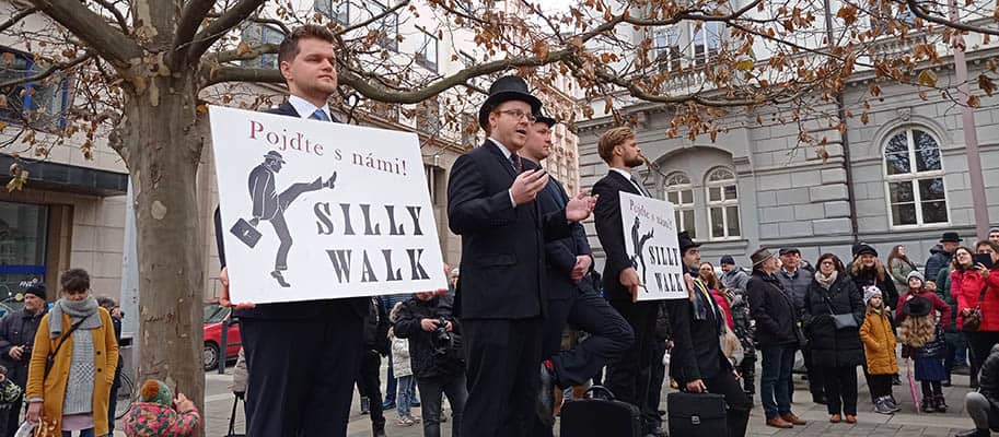 Silly Walk Brno - Czechology