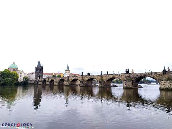 Charles Bridge in Prague (Karlův most) - Czechology