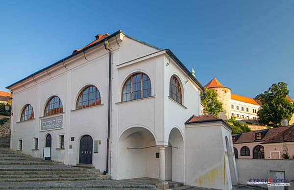 1-Day Trip to the South: Mikulov and Klentnice - Czechology
