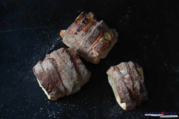 Trdelník - History and Recipe - Czechology