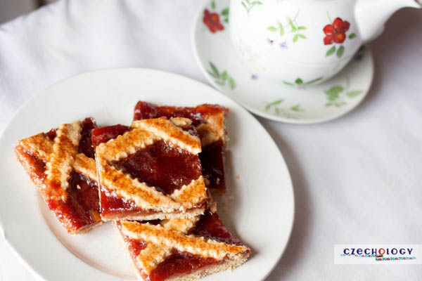 Mřížkový koláč - Linzer Pie - Czechology
